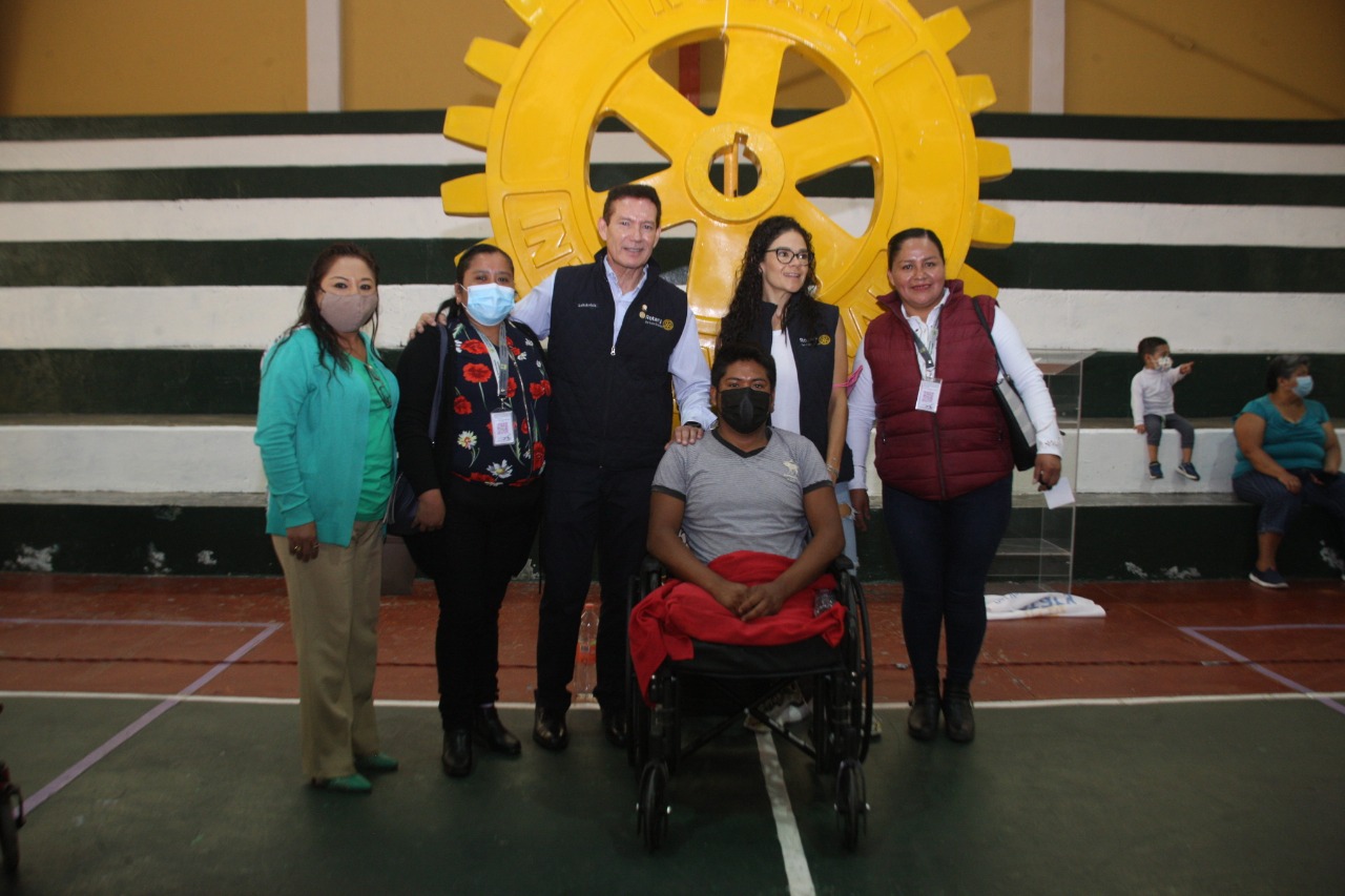 Entrega Club Rotario beneficios a sectores vulnerables | El Rotativo